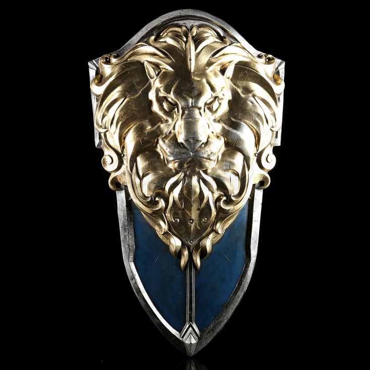 Lot 23 - Warcraft Auction - Alliance Large Gold Lion Shield | WARCRAFT ...