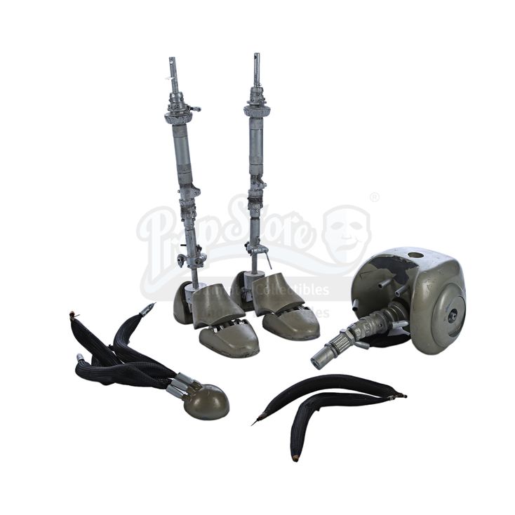 Robot Lower Body | I, ROBOT (2004)