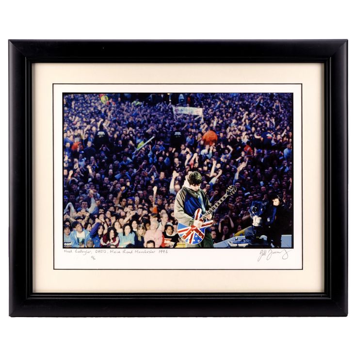 Lot #601: OASIS - Framed Signed Limited-edition Jill Furmanovsky 1996 ...