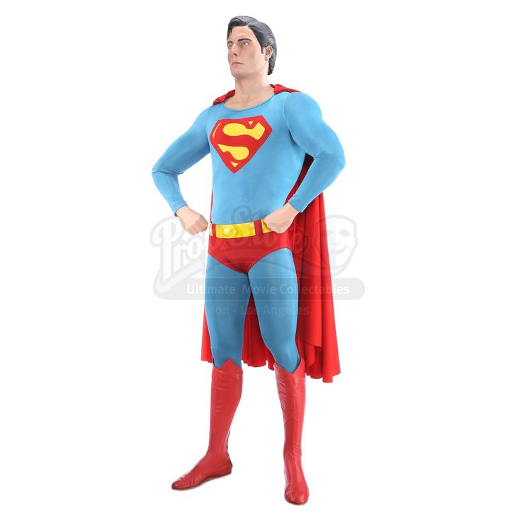 Superman (Christopher Reeve) Costume Display | SUPERMAN (1978)