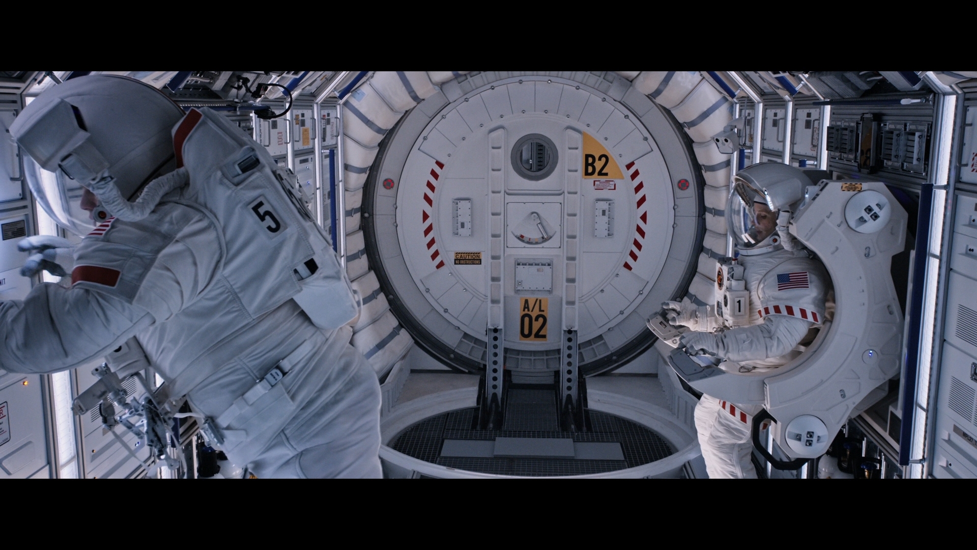 Commander Melissa Lewis (Jessica Chastain) EVA Suit | MARTIAN, THE (2015)