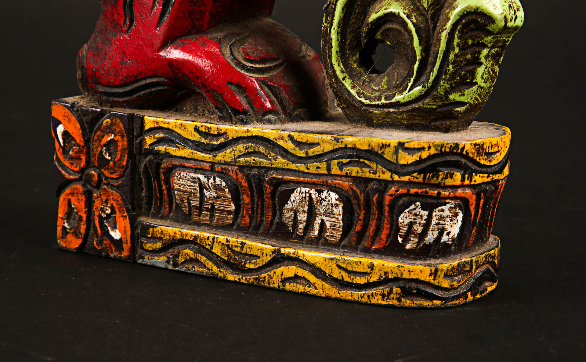 Dragon Totem | Prop Store - Ultimate Movie Collectables