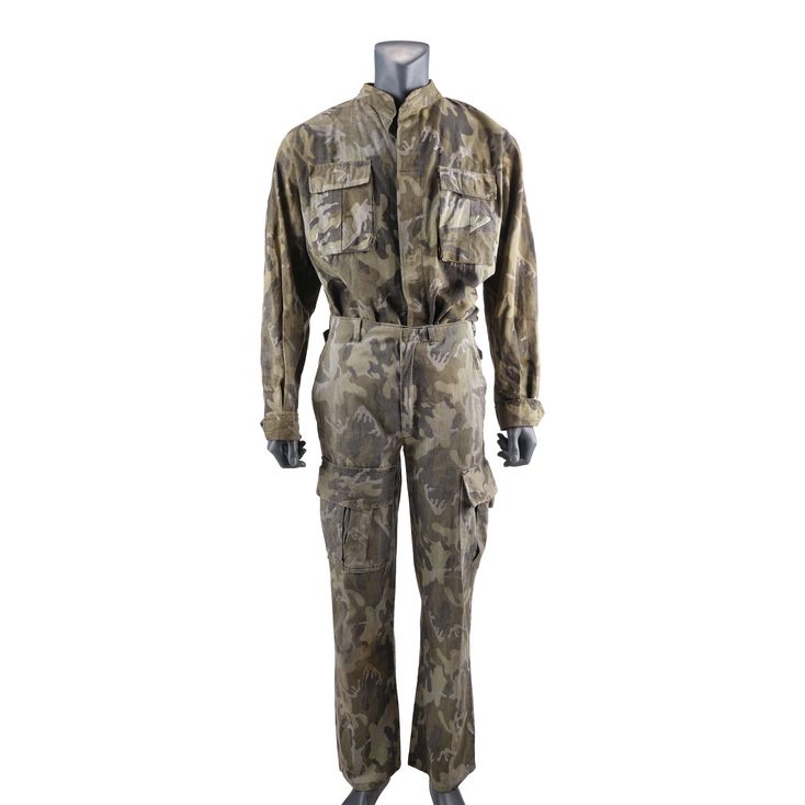 Lot # 14: ALIENS (1986) - Colonial Marine Fatigues Costume