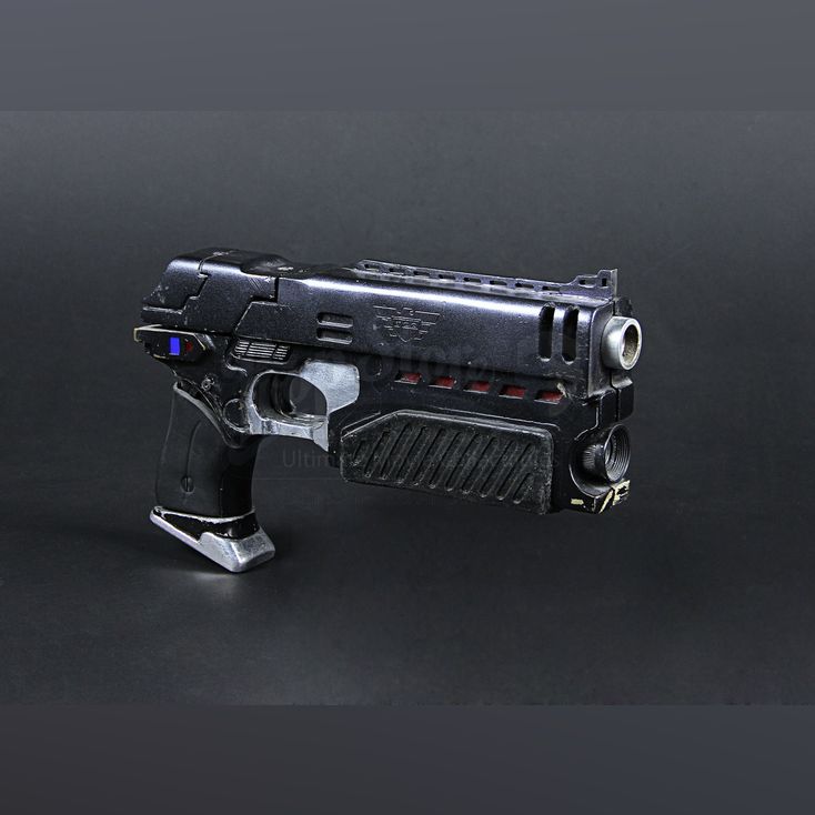 Judge Dredd 1995 Film Guns JUDGE DREDD (1995) Hero Hunter Rifle