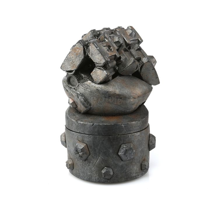 Mr. Winks Fist | HELLBOY II: THE GOLDEN ARMY (2008)