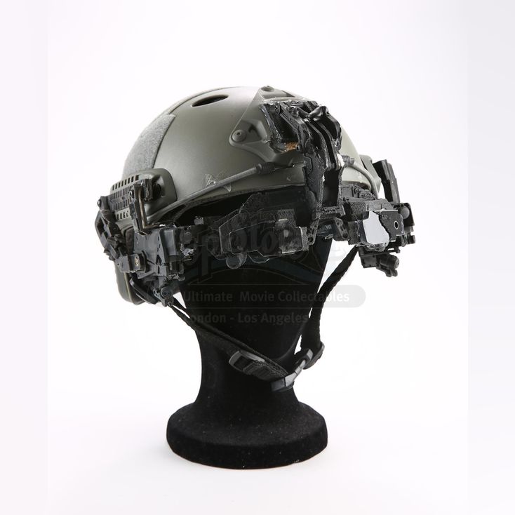 Prototype Helmet with Hyperspectral Goggles | SPECTRAL (2016)