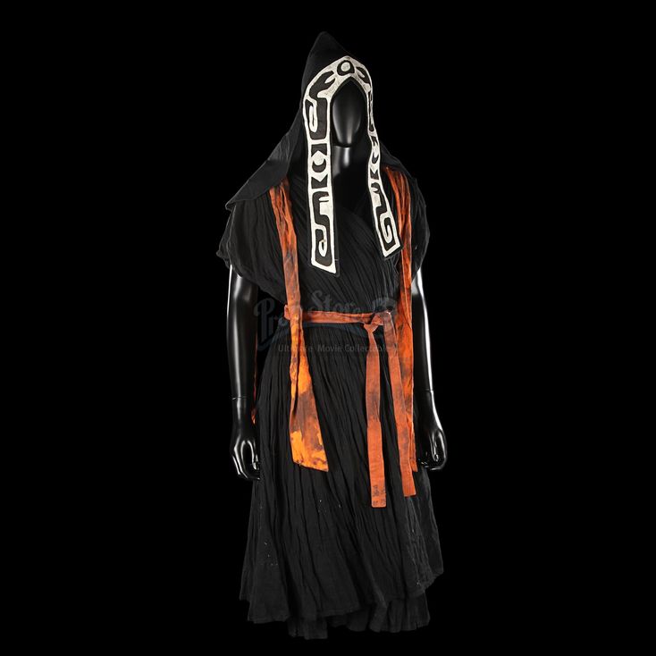 Set High Priestess Robes | CONAN THE BARBARIAN (1982)