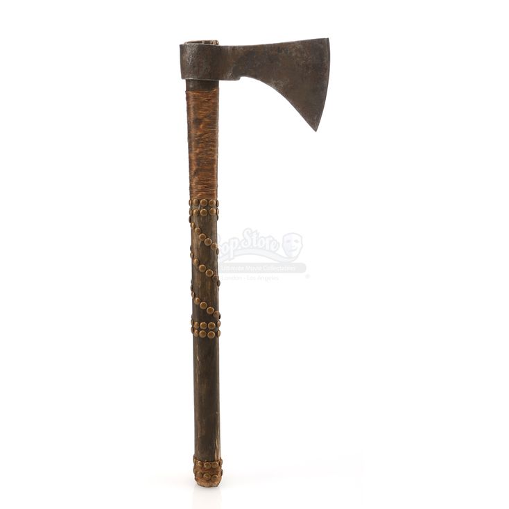 Hawks (Forrest Goodluck) Axe | REVENANT, THE (2015)