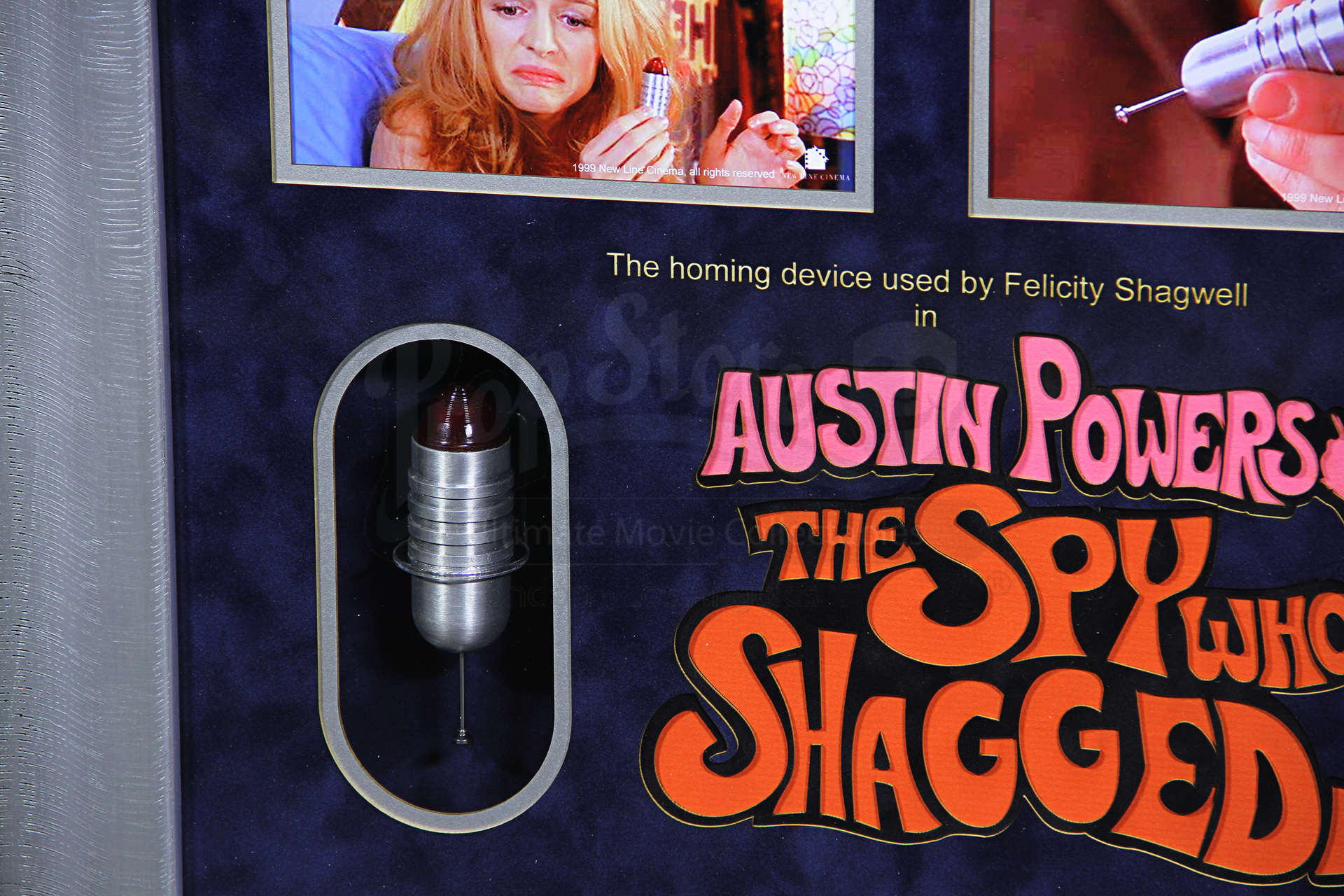 Felicity Shagwells (Heather Graham) Fat Bastard Light Up Homing Device ...