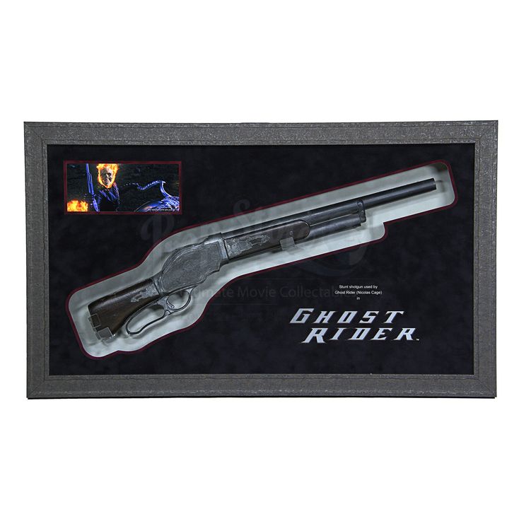 Ghost Riders (Nicolas Cage) Stunt Shotgun Display | GHOST RIDER (2007)