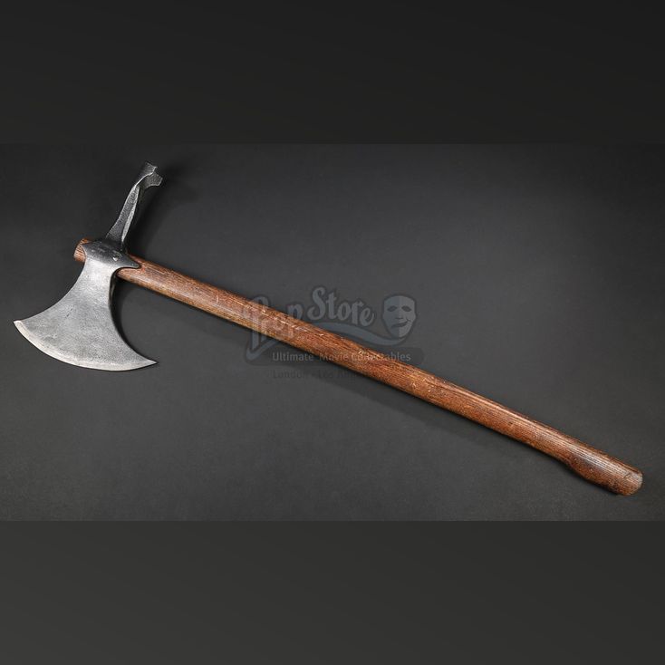 The Huntmans (Chris Hemsworth) Hero Axe | SNOW WHITE AND THE HUNTSMAN ...