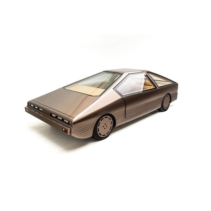 Lot # 130: FOE (2023) - Weta Workshop-Built Terrance's (Aaron Pierre) Car