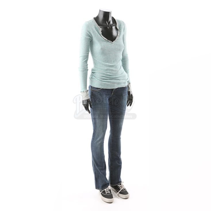 Lot 300 - Bella Swans Finale Costume | TWILIGHT SAGA, THE: NEW MOON (2009)