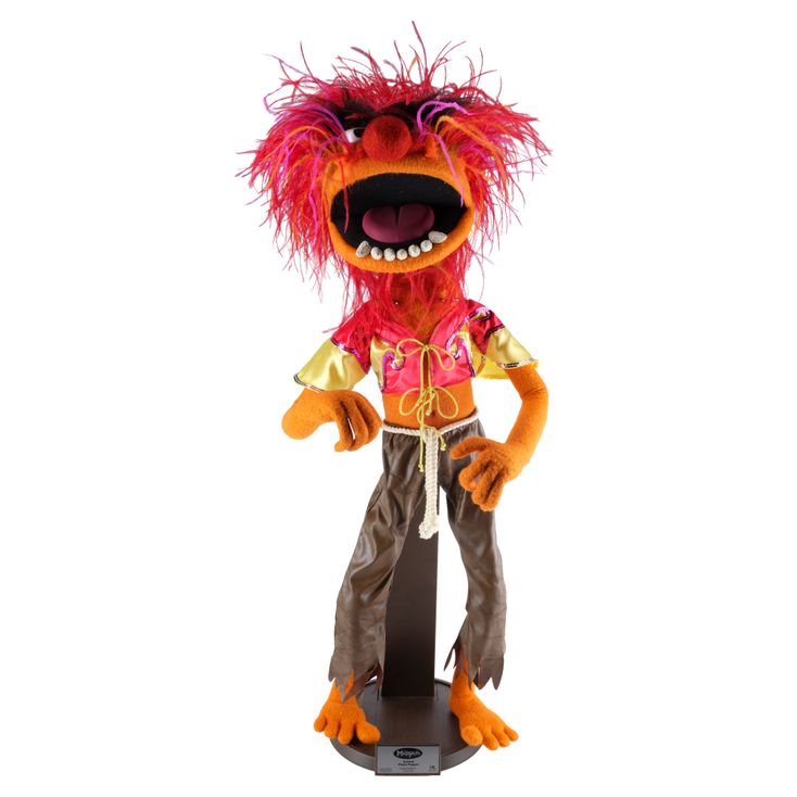 664. Master Replicas Life-Size Animal Photo Puppet Replica ### THE ...