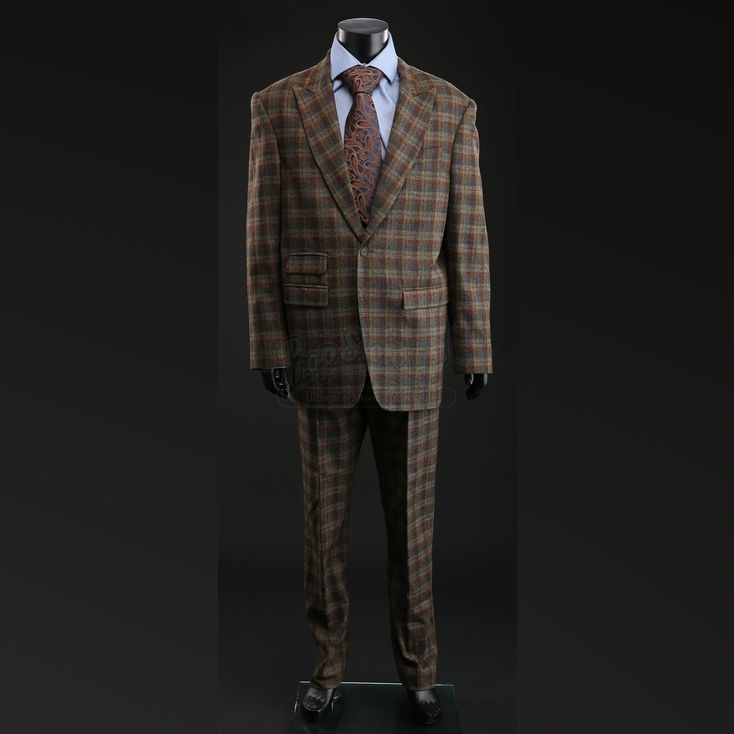 Hannibal Lecters (Mads Mikkelsen) Olive Plaid Suit | HANNIBAL (TV ...