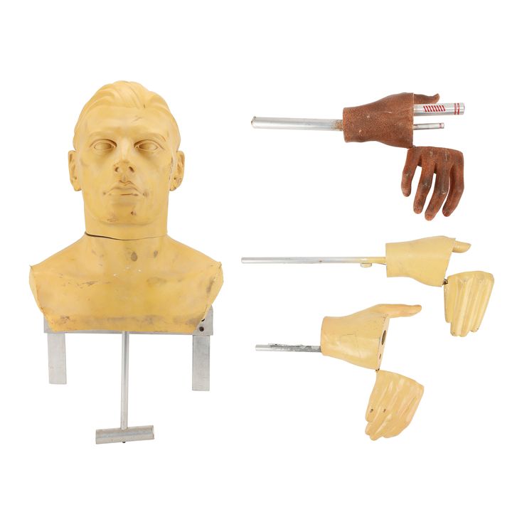 Lot 867 - BBC Children In Need Collection Auton SFX Head and Set of ...