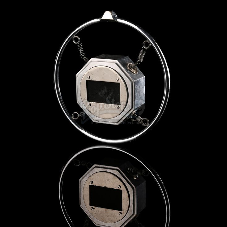 King Georges (Colin Firth) Broadcast Speech Microphone | KING'S SPEECH ...