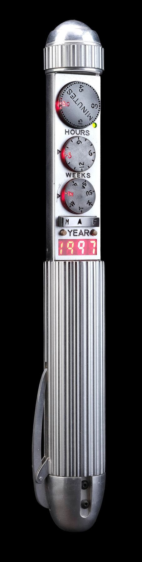 266. Screen-Matched Light-Up Hero Close-Up Neuralyzer ### MEN IN BLACK ...