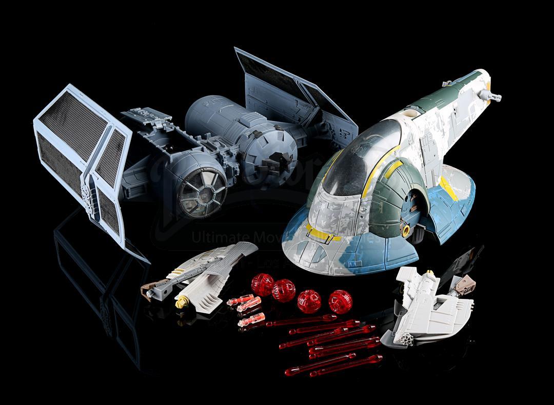 Lot # 527 - Slave 1 and TIE Bomber