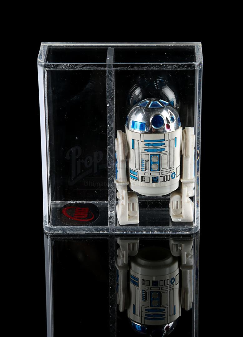 Lot # 289 - Loose R2-D2 (Solid Dome) UKG 80