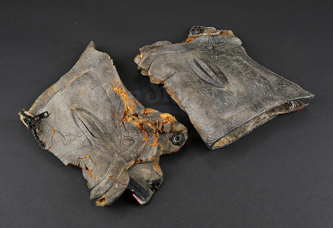 Predator Leg Armor Components | Prop Store - Ultimate Movie Collectables