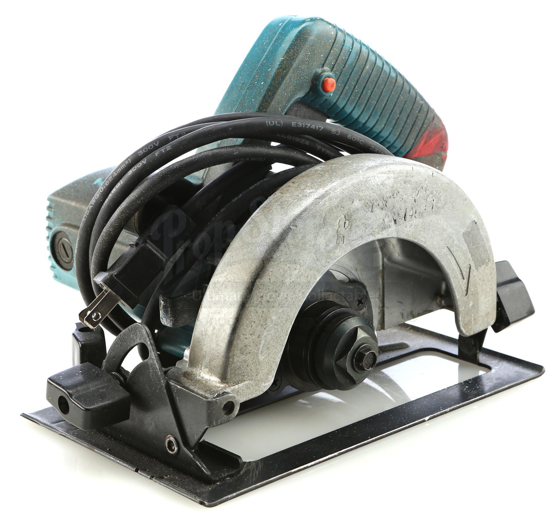 Lot # 8: MARVEL'S JESSICA JONES (TV SERIES) - Luke Cage's Power Saw