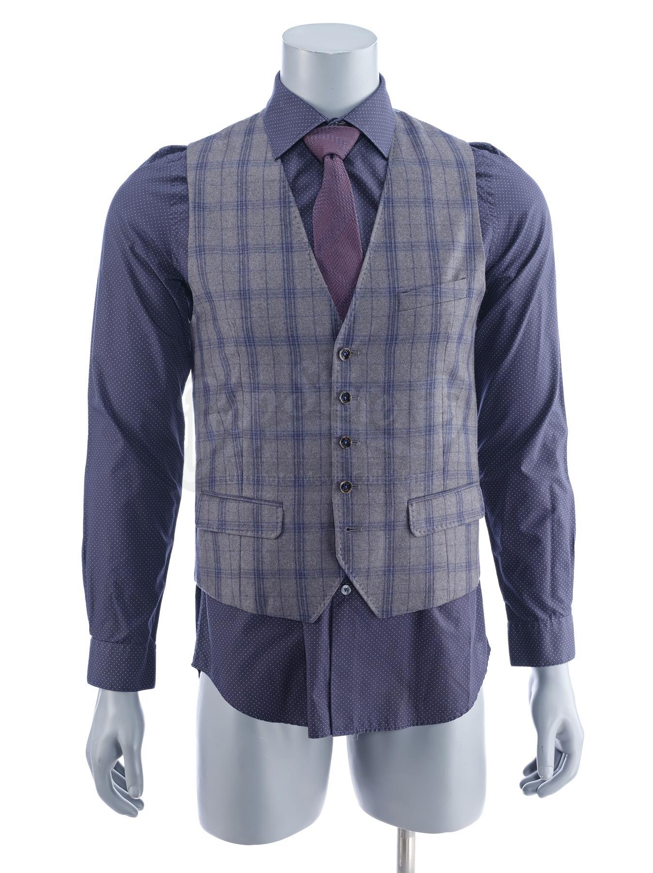 Lot # 51: MARVEL'S JESSICA JONES (TV SERIES) - Kilgrave's House Hunting ...