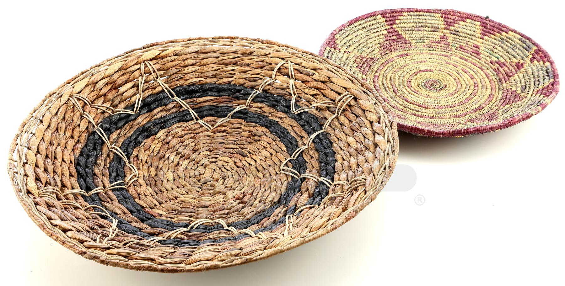 Lot # 360: MARVEL'S JESSICA JONES (TV SERIES) - Malcolm Ducasse's ...