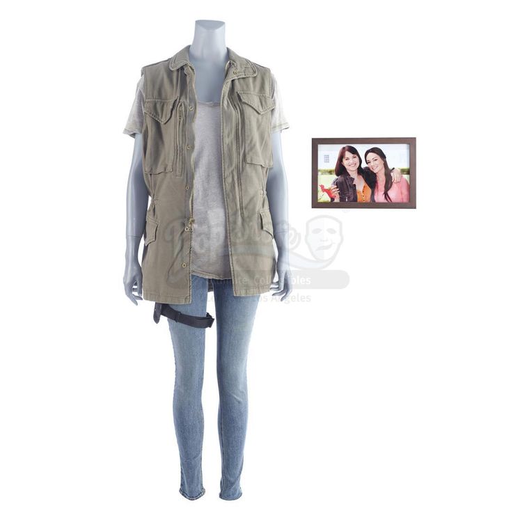 Isabelle Izzy Hartleys Mission Costume with Photo | MARVEL'S AGENTS OF ...