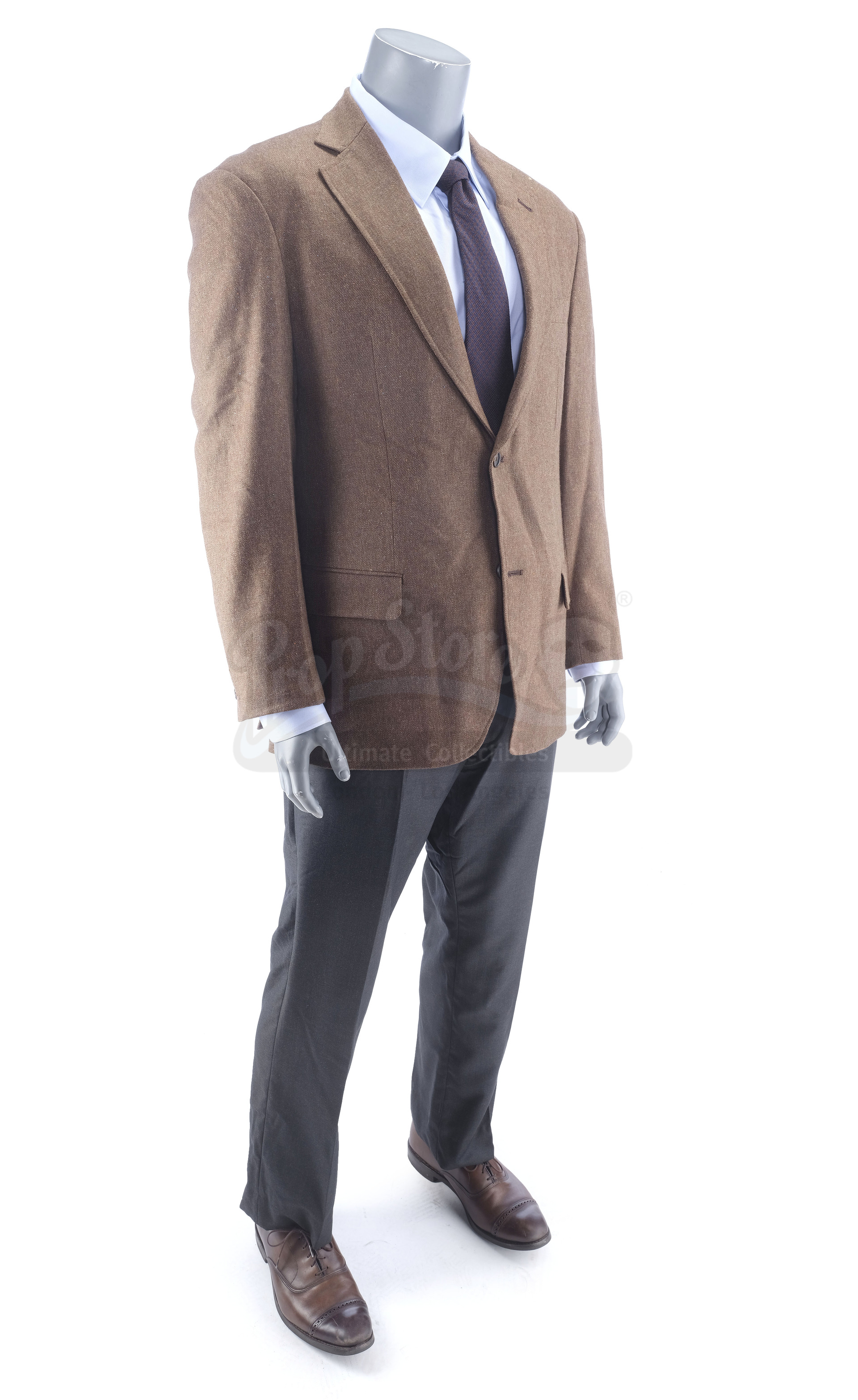 Will Sawyers (Dwayne Johnson) Pre-Infiltration Costume | SKYSCRAPER (2018)