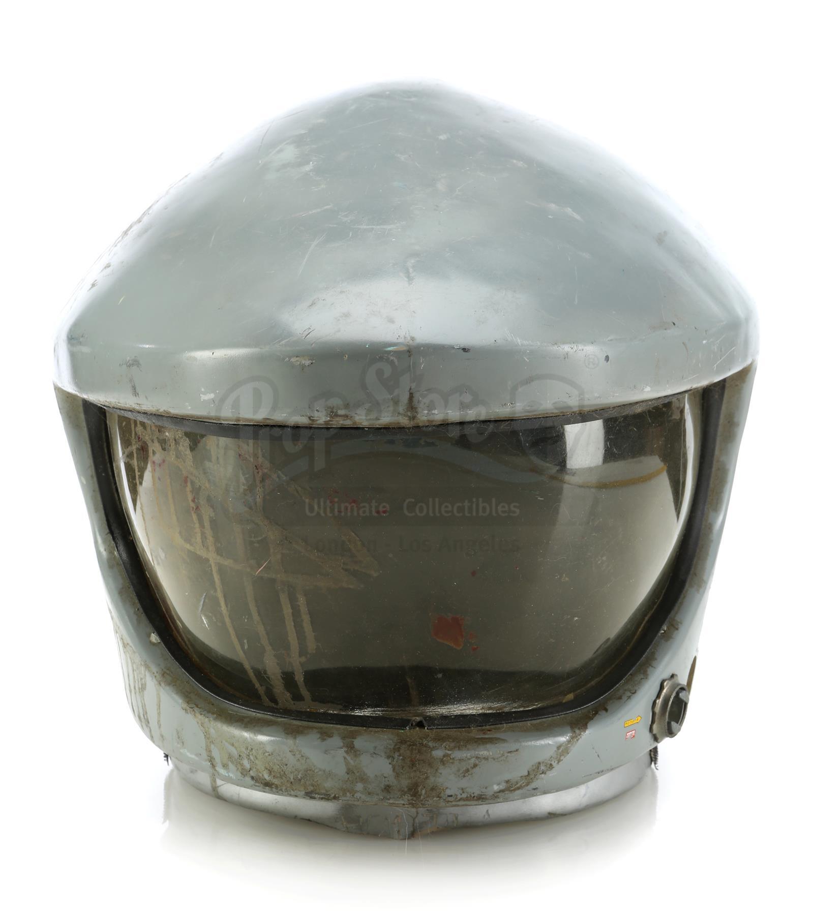 Lot #185 - CREATURE (1985) - Captain Mike Davison's (Stan Ivar ...