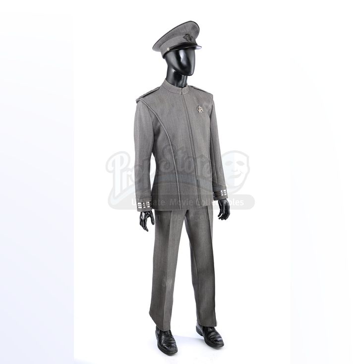 Captain Kirks Double Starfleet Dress Uniform | STAR TREK INTO DARKNESS ...