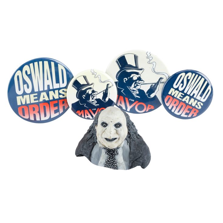 48. Oswald Cobblepot (Danny DeVito) Maquette with Four Campaign Buttons ...