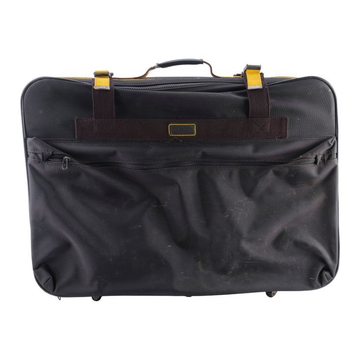 311. Butch Coolidges (Bruce Willis) Screen-Matched Suitcase | PULP ...