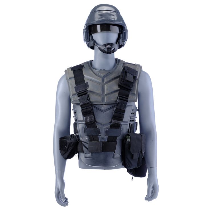 Lot 1317 - Male Mobile Infantry Body Armor with Helmet | STARSHIP ...