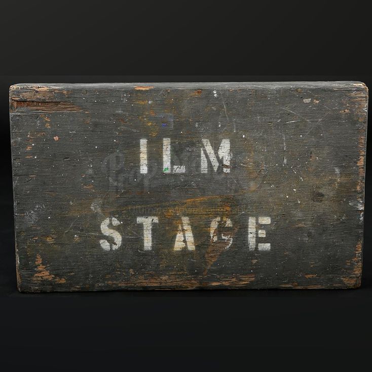 ILM Apple Box | INDUSTRIAL LIGHT & MAGIC (ILM)