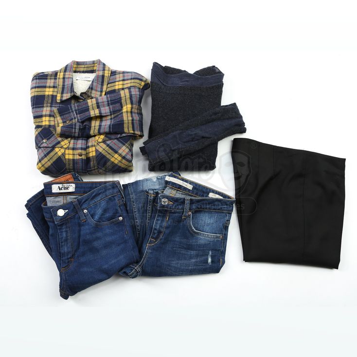 Britta Perrys (as portrayed by Gillian Jacobs) Season 2 and 3 Clothing ...