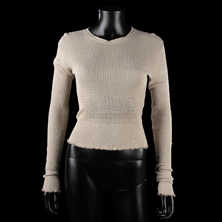 Natalya Simonovas (Izabella Scorupco) Beige Top | JAMES BOND: GOLDENEYE ...