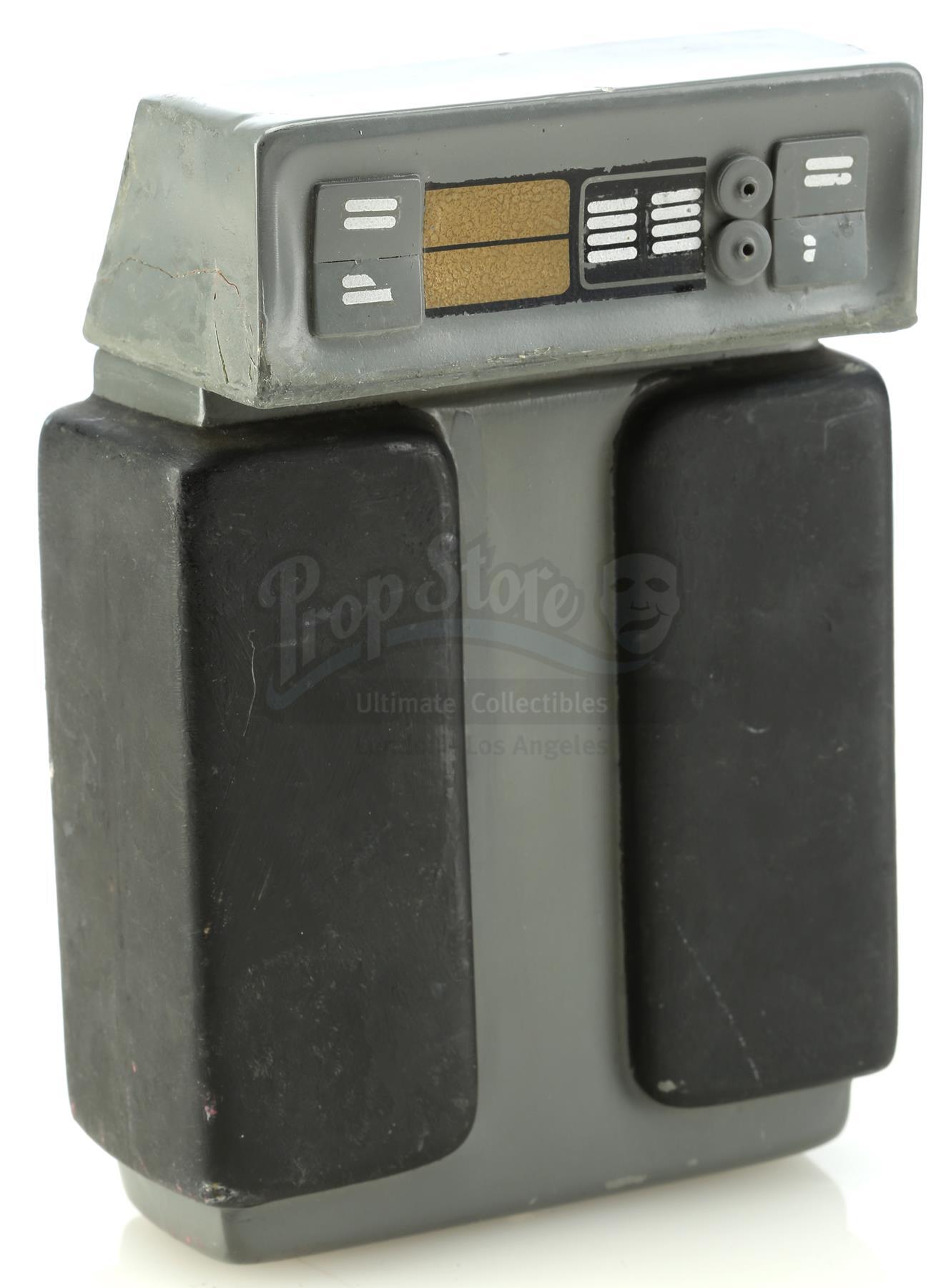 Lot #641 - STAR TREK: THE MOTION PICTURE (1979) - Tricorder