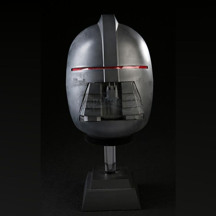 Joe Johnston-Designed Cylon Centurion Prototype Helmet | BATTLESTAR ...