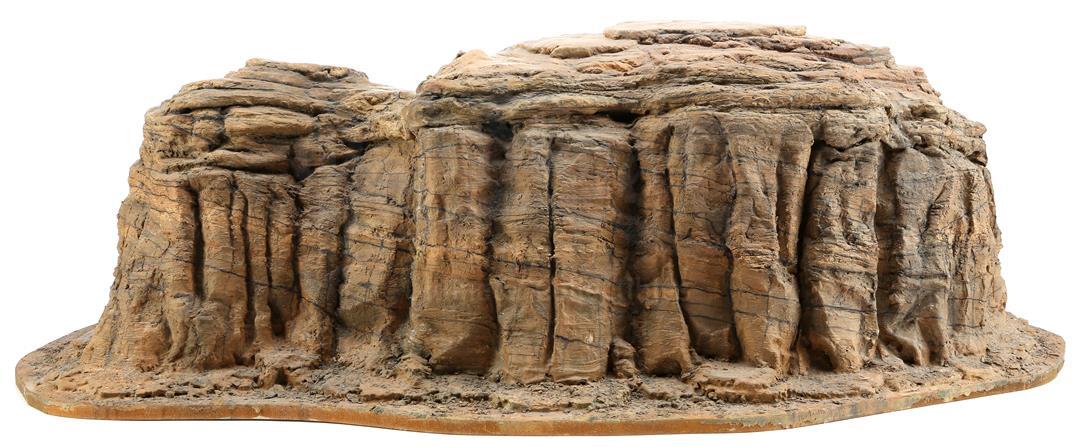 Lot #673 - STAR WARS: THE PHANTOM MENACE (1999) - Podracing Rock Mesa ...