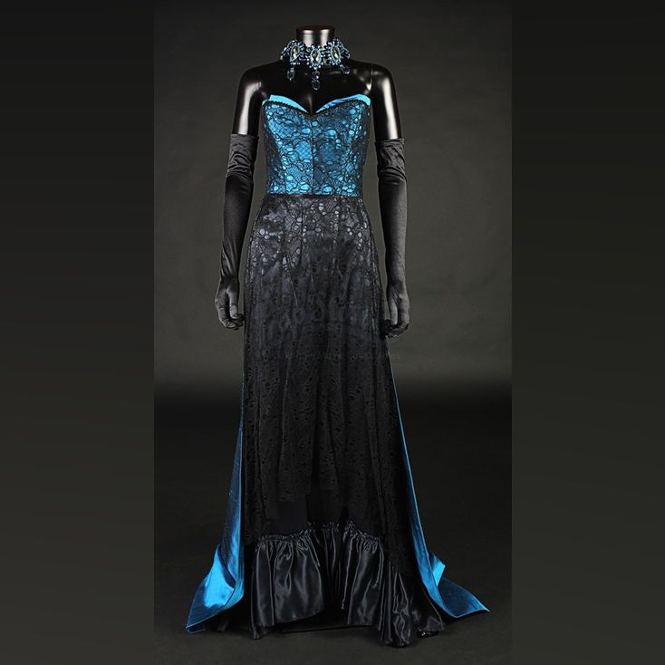 Lady Jayne Wetherby (Victoria Smurfit) Opera Gown | DRACULA (2013-2014)