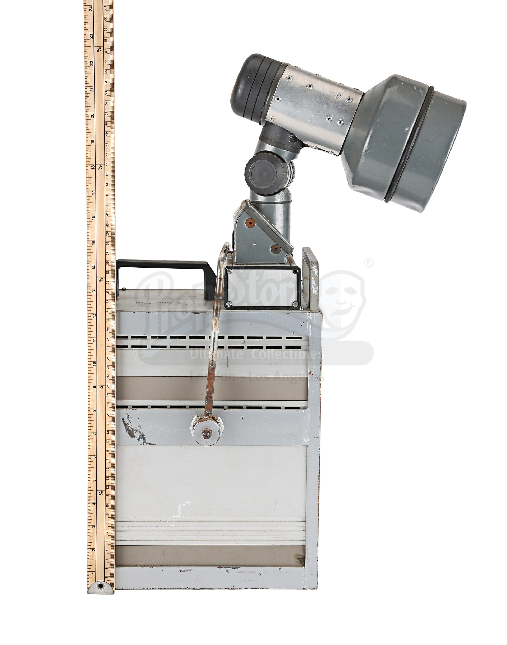 Large Battery Torch | Prop Store - Ultimate Movie Collectables