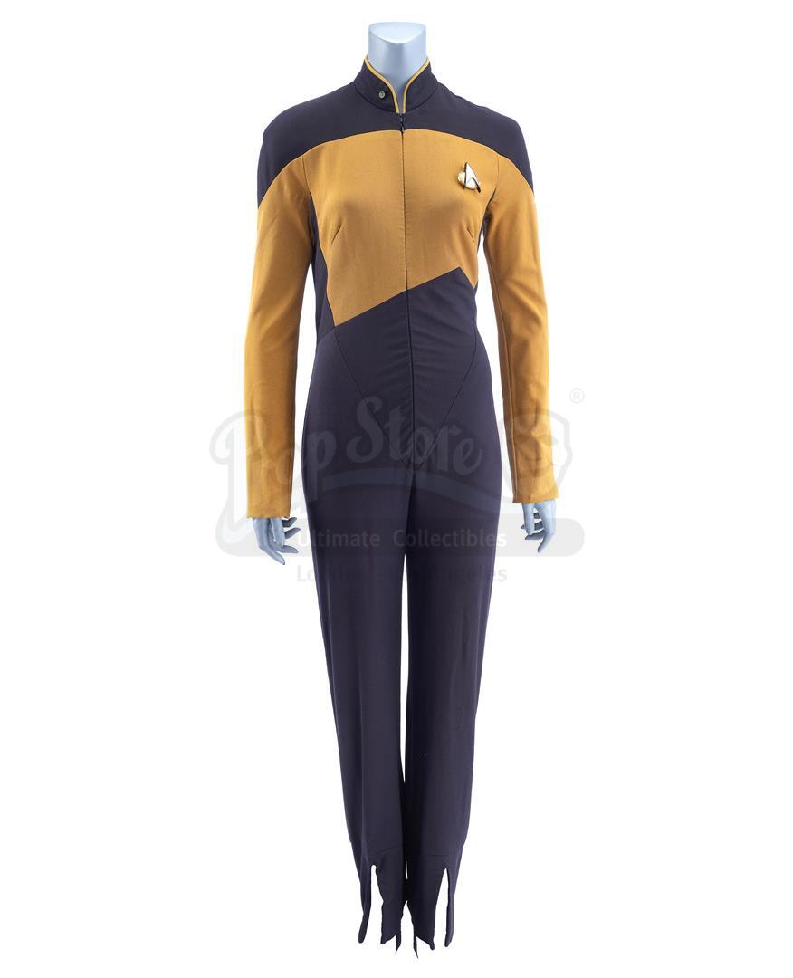 Lot # 1061: STAR TREK: THE NEXT GENERATION (T.V. SERIES, 1987 - 1994 ...