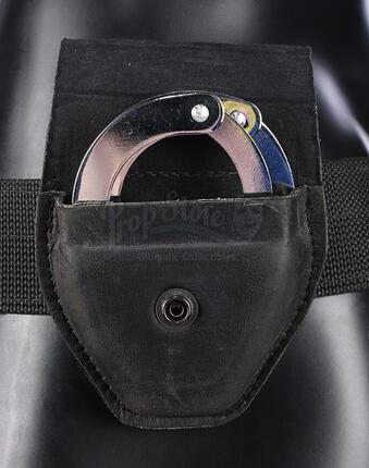 Utility Belt with Stunt Taser and Handcuffs | Prop Store - Ultimate ...