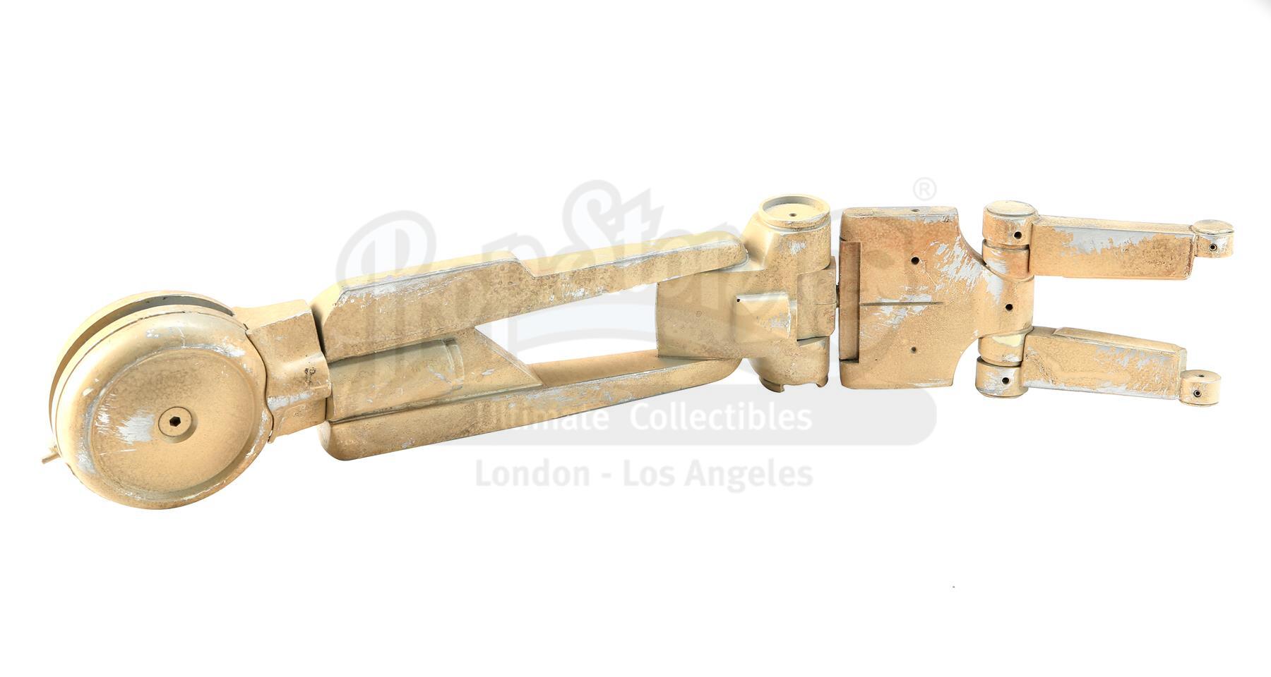 Lot # 266: STAR WARS - EP I - THE PHANTOM MENACE (1999) - B1 Battle ...