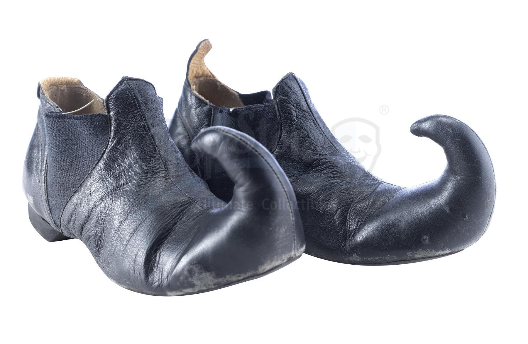 Lot # 696: Elf (2003) - Young Buddy the Elf's (Max Favreau) Shoes