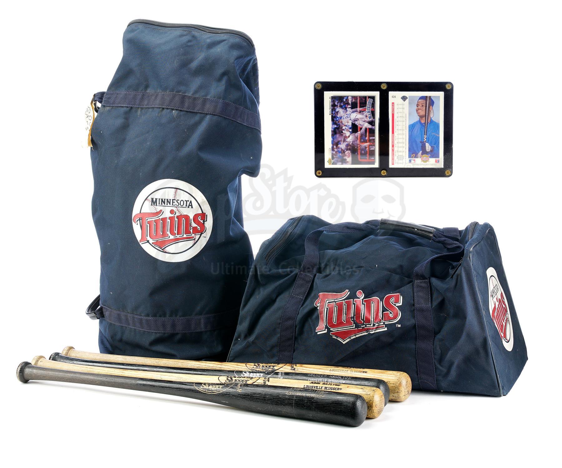 Lot # 828: LITTLE BIG LEAGUE (1994) - Lonnie Ritter (Joseph Latimore ...