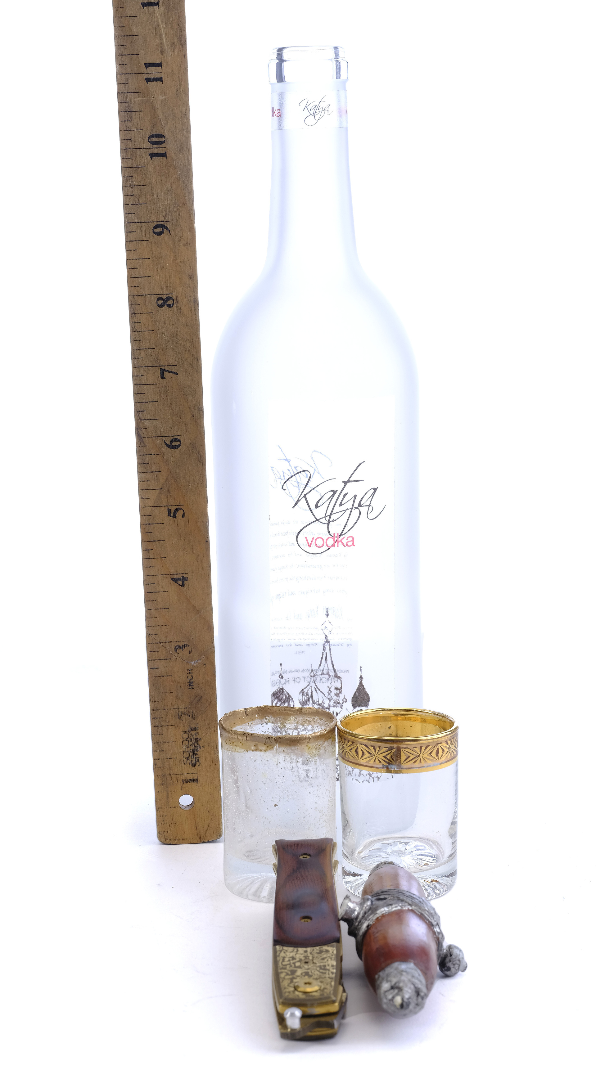 Lot 706 - Russian Restaurant Fight Scene Props | Propstore - Find Your ...