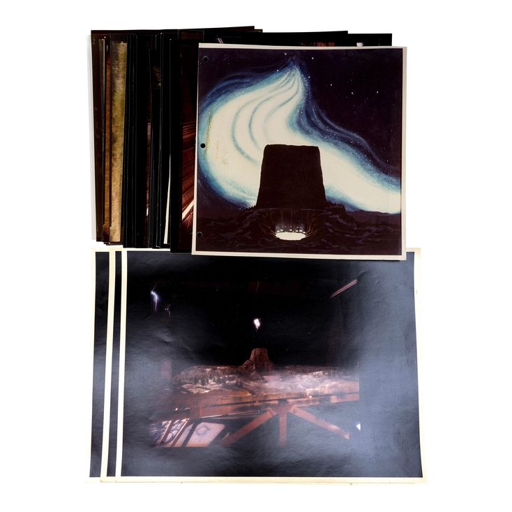 Lot # 1357: CLOSE ENCOUNTERS OF THE THIRD KIND (1977) - Douglas ...